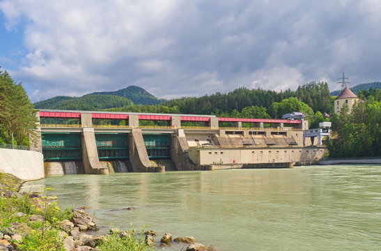 รูปภาพFlusskraftwerk – เลือกดูภาพถ่ายสต็อก เวกเตอร์ และวิดีโอ107 ...