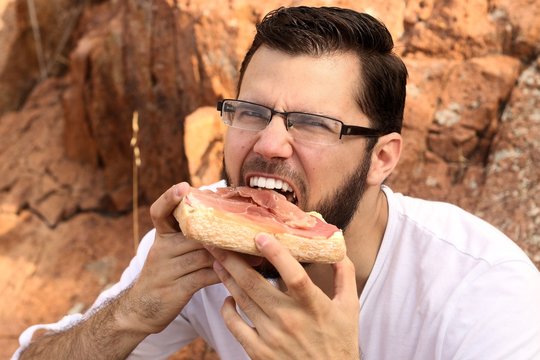 Gluttonous Bilder – Durchsuchen 11,243 Archivfotos, Vektorgrafiken und ...