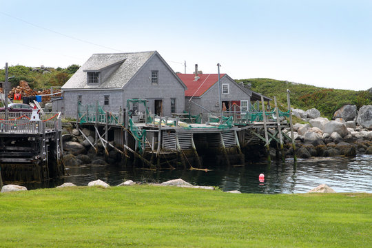 รูปภาพShacks – เลือกดูภาพถ่ายสต็อก เวกเตอร์ และวิดีโอ62,977 | Adobe Stock