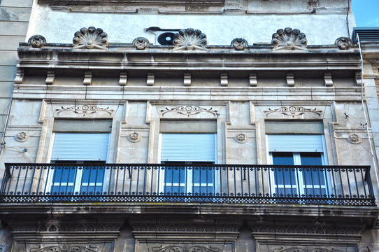 「Residir」の写真素材 | 96件の無料イラスト画像 | Adobe Stock