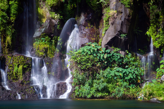 Kaskaden bilder – Bläddra bland 41,304 stockfoton, vektorer och videor ...