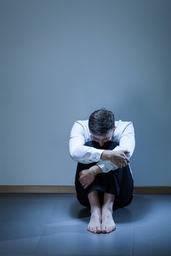 รูปภาพLonliness – เลือกดูภาพถ่ายสต็อก เวกเตอร์ และวิดีโอ655,795 | Adobe ...