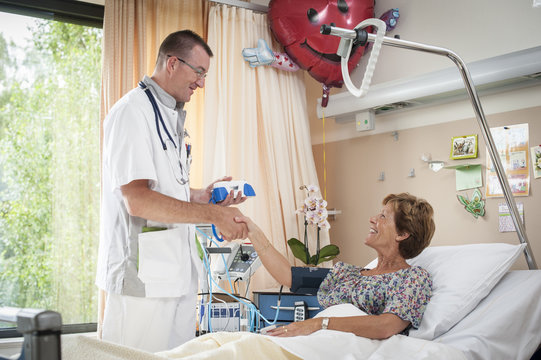 「Qmc」の画像 - 57 件の Stock 写真、ベクターおよびビデオ | Adobe Stock