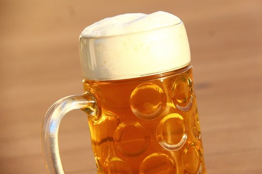 Masskrug Imagens – Procure 3,349 fotos, vetores e vídeos | Adobe Stock