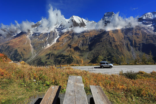 Car Driving Up Mountain Images – Browse 3,864 Stock Photos, Vectors ...