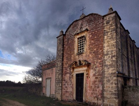 Nociglia Immagini - Sfoglia 5 foto, vettoriali e video Stock | Adobe Stock