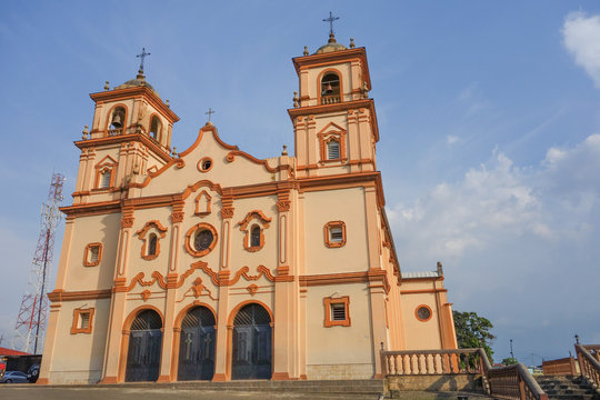 "Bata Cathedral" - Images et vidéos libres de droits | Adobe Stock