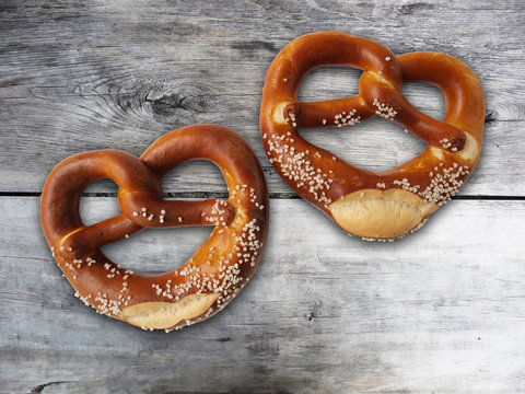 รูปภาพBrezeln – เลือกดูภาพถ่ายสต็อก เวกเตอร์ และวิดีโอ4,229 | Adobe Stock