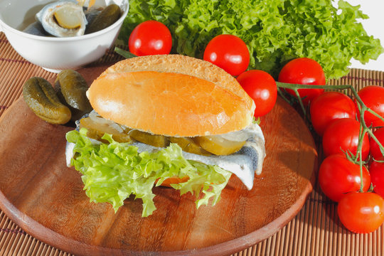 "Saurer Hering" Bilder – Durchsuchen 35 Archivfotos, Vektorgrafiken und ...