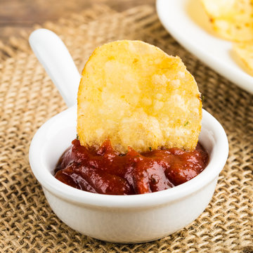 รูปภาพPommes-Chips – เลือกดูภาพถ่ายสต็อก เวกเตอร์ และวิดีโอ70 | Adobe Stock