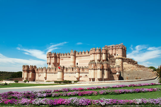 รูปภาพ"Castile – เลือกดูภาพถ่ายสต็อก เวกเตอร์ และวิดีโอ57,147 | Adobe Stock