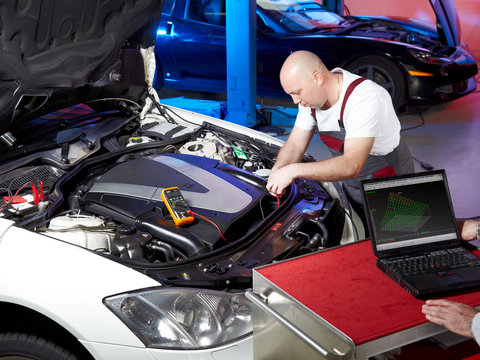 Chiptuning-Bilder: Stock-Fotos & -Videos. | Adobe Stock