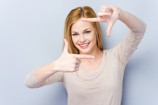 "Finger Frame" Images – Browse 1,072 Stock Photos, Vectors, and Video ...