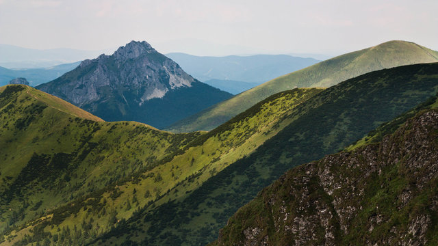รูปภาพFatra – เลือกดูภาพถ่ายสต็อก เวกเตอร์ และวิดีโอ8,207 | Adobe Stock