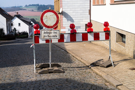 รูปภาพAbsperrung – เลือกดูภาพถ่ายสต็อก เวกเตอร์ และวิดีโอ13,401 | Adobe ...