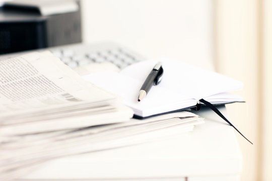 Redakteur Gambar – Telusuri 39 Foto, Vektor, dan Video Stok | Adobe Stock