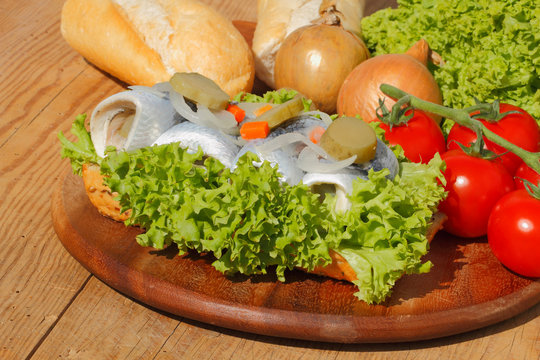 "Saurer Hering" Bilder – Durchsuchen 35 Archivfotos, Vektorgrafiken und ...