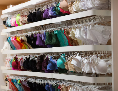 Underclothes bilder – Bläddra bland 47,768 stockfoton, vektorer och ...