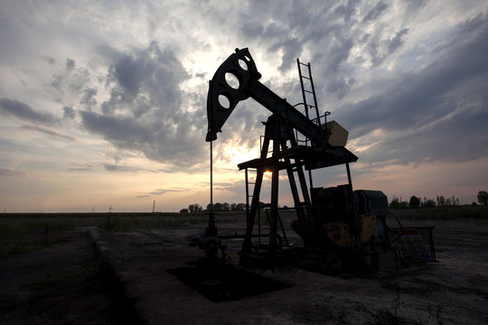 "Oil Field" Images – Browse 41,236 Stock Photos, Vectors, and Video ...