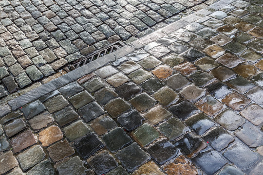 DIE 207 BESTEN BILDER, STOCK-FOTOS UND -VEKTORGRAFIKEN ZU „Rinnstein ...