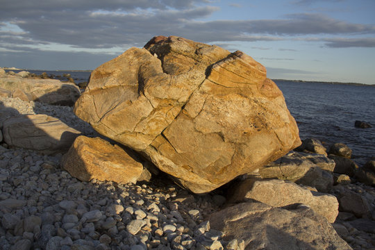 Boulders Images – Browse 2,196,341 Stock Photos, Vectors, and Video ...