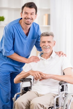 Male Nursing Assistant Images – Browse 86,000 Stock Photos, Vectors ...