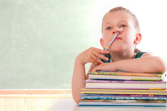 Denkerpose Bilder – Durchsuchen 141 Archivfotos, Vektorgrafiken und ...