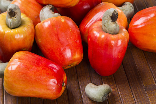 Caju bilder – Bläddra bland 834 stockfoton, vektorer och videor | Adobe ...