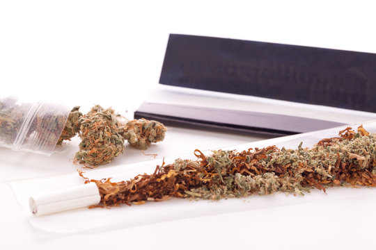 "Tetra Hydro Cannabiol" Images – Browse 87 Stock Photos, Vectors, and ...