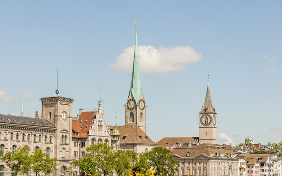 รูปภาพInnerstadt – เลือกดูภาพถ่ายสต็อก เวกเตอร์ และวิดีโอ161 | Adobe Stock
