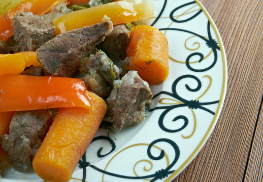 「Horhog」の画像 - 11 件の Stock 写真、ベクターおよびビデオ | Adobe Stock