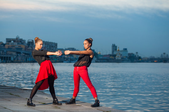 Waacking Images – Browse 556 Stock Photos, Vectors, and Video | Adobe Stock