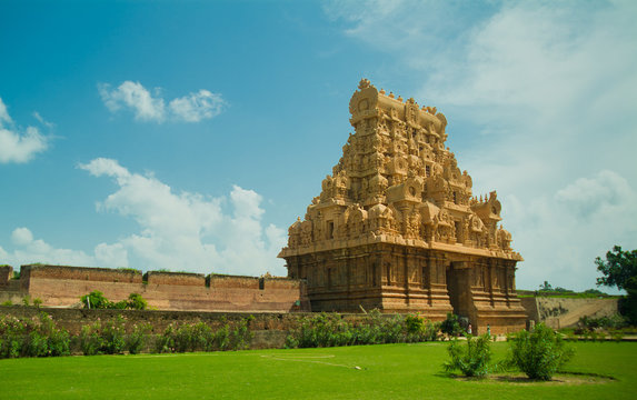 Obrázky Tanjore – procházejte fotografie, vektory a videa 1,918 | Adobe ...