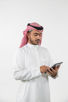 「Gutrah」の画像 - 465 件の Stock 写真、ベクターおよびビデオ | Adobe Stock