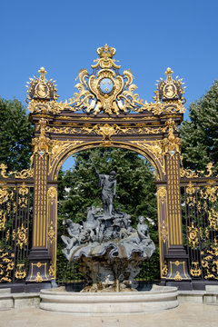 Nancy Bilder – Durchsuchen 12,238 Archivfotos, Vektorgrafiken und ...