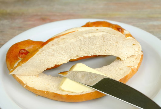 รูปภาพButterbrezel – เลือกดูภาพถ่ายสต็อก เวกเตอร์ และวิดีโอ81 | Adobe Stock