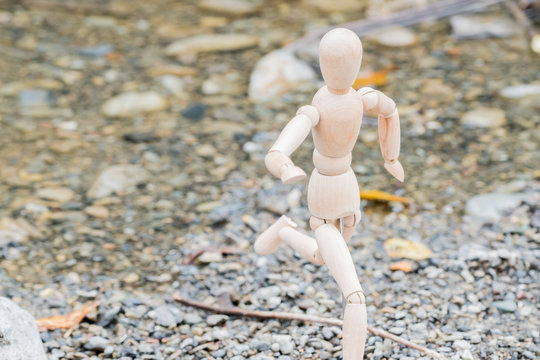 Fliehen Bilder – Durchsuchen 34,428 Archivfotos, Vektorgrafiken und ...