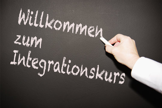 「Integrationskurs」の写真素材 | 156件の無料イラスト画像 | Adobe Stock