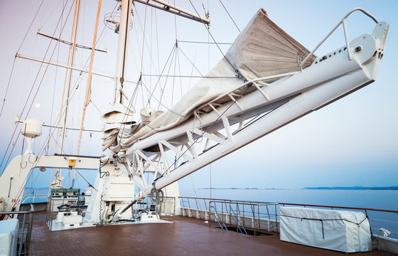 Sailyard Bilder – Durchsuchen 160 Archivfotos, Vektorgrafiken und ...