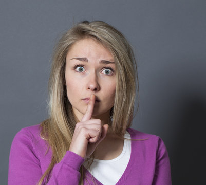 รูปภาพDiscretion – เลือกดูภาพถ่ายสต็อก เวกเตอร์ และวิดีโอ41,075 | Adobe ...