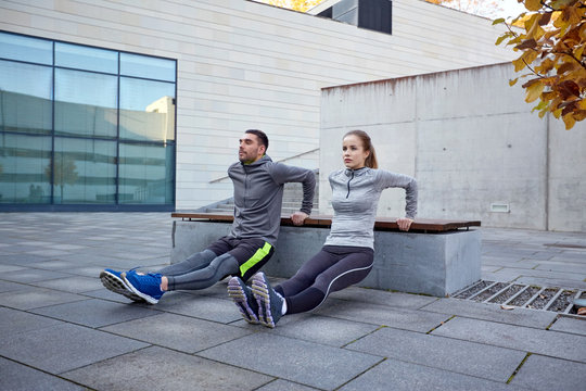 Imágenes de "Triceps Dips": descubre bancos de fotos, ilustraciones ...