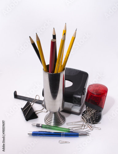"канцелярские принадлежности" Stock photo and royalty-free images on ...