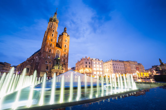 Krakovia Bilder – Durchsuchen 47 Archivfotos, Vektorgrafiken und Videos ...