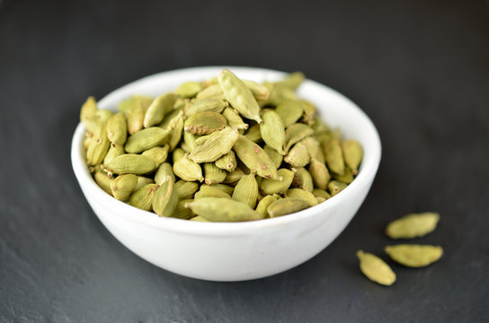 Kardamon Imagens – Procure 632 fotos, vetores e vídeos | Adobe Stock