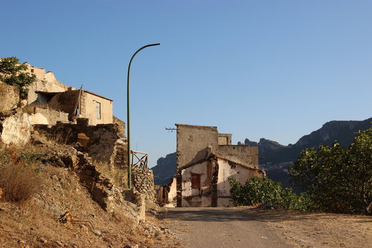 Gairo Bilder – Durchsuchen 317 Archivfotos, Vektorgrafiken und Videos ...