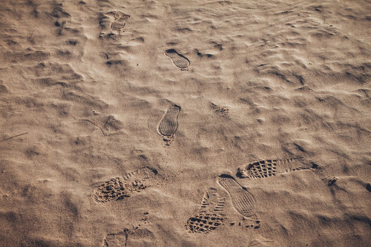 Footprints Images – Browse 327,763 Stock Photos, Vectors, and Video ...