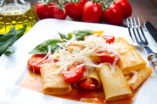 Paccheri Images – Browse 42 Stock Photos, Vectors, and Video | Adobe Stock