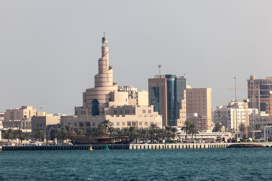 「Fanar」の画像 - 390 件の Stock 写真、ベクターおよびビデオ | Adobe Stock