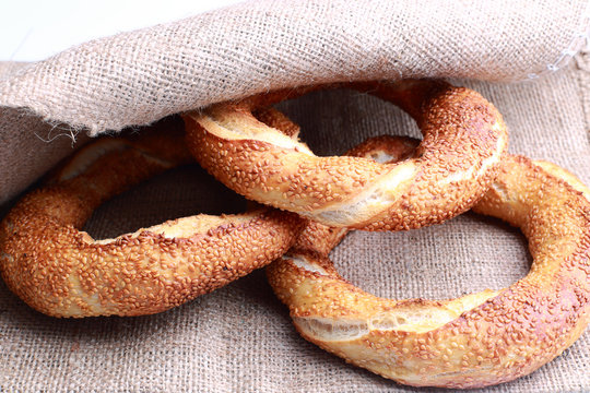 Simit Bilder – Durchsuchen 8,824 Archivfotos, Vektorgrafiken und Videos ...