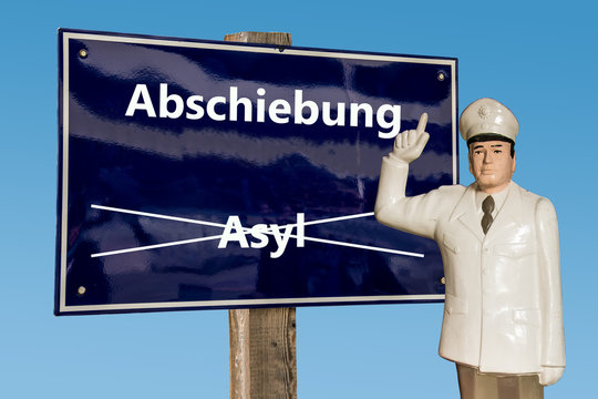 Abschiebung Bilder – Durchsuchen 2,598 Archivfotos, Vektorgrafiken und ...